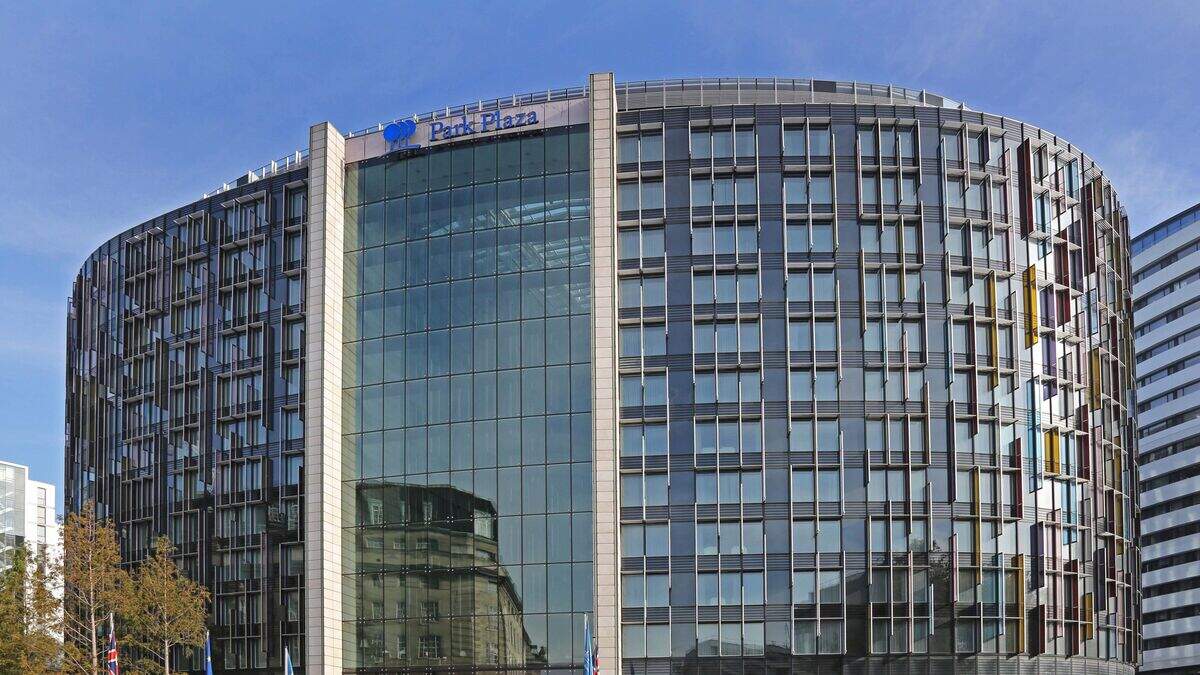 London hotel prices continue to soar as Queen’s funeral nears | Belfast ...