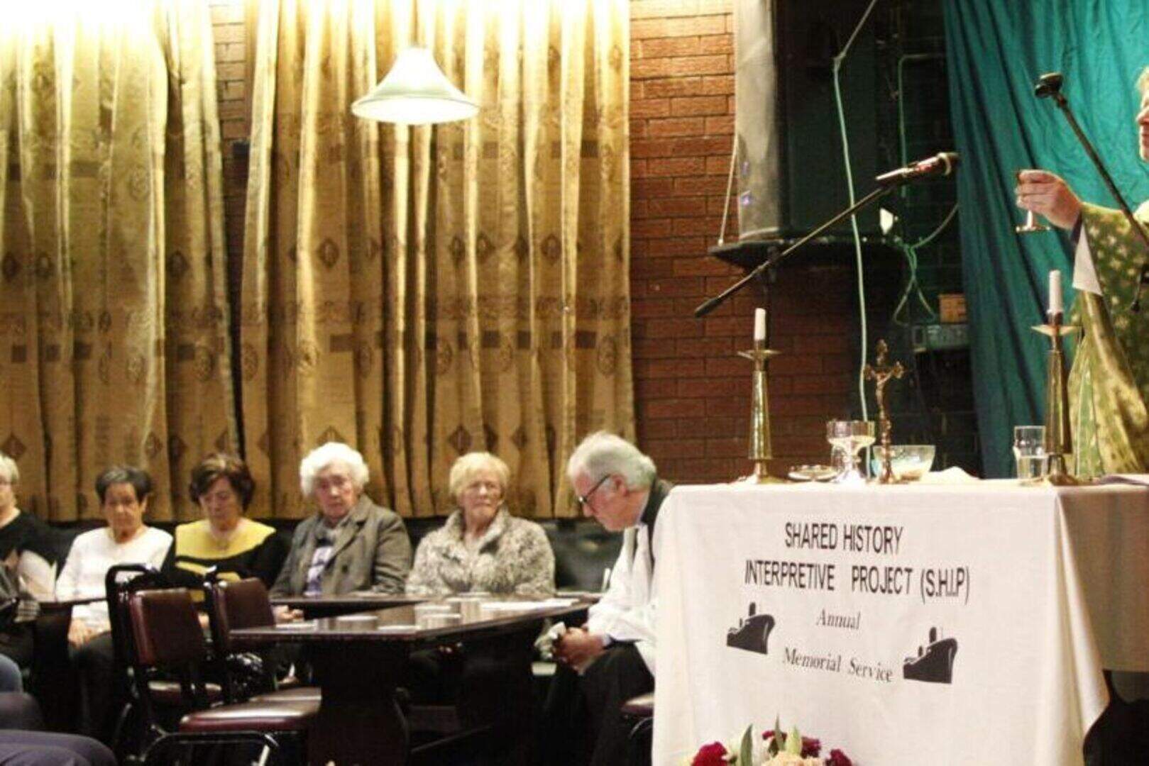 Generations of dockers remembered at cross-community Mass in Belfast ...