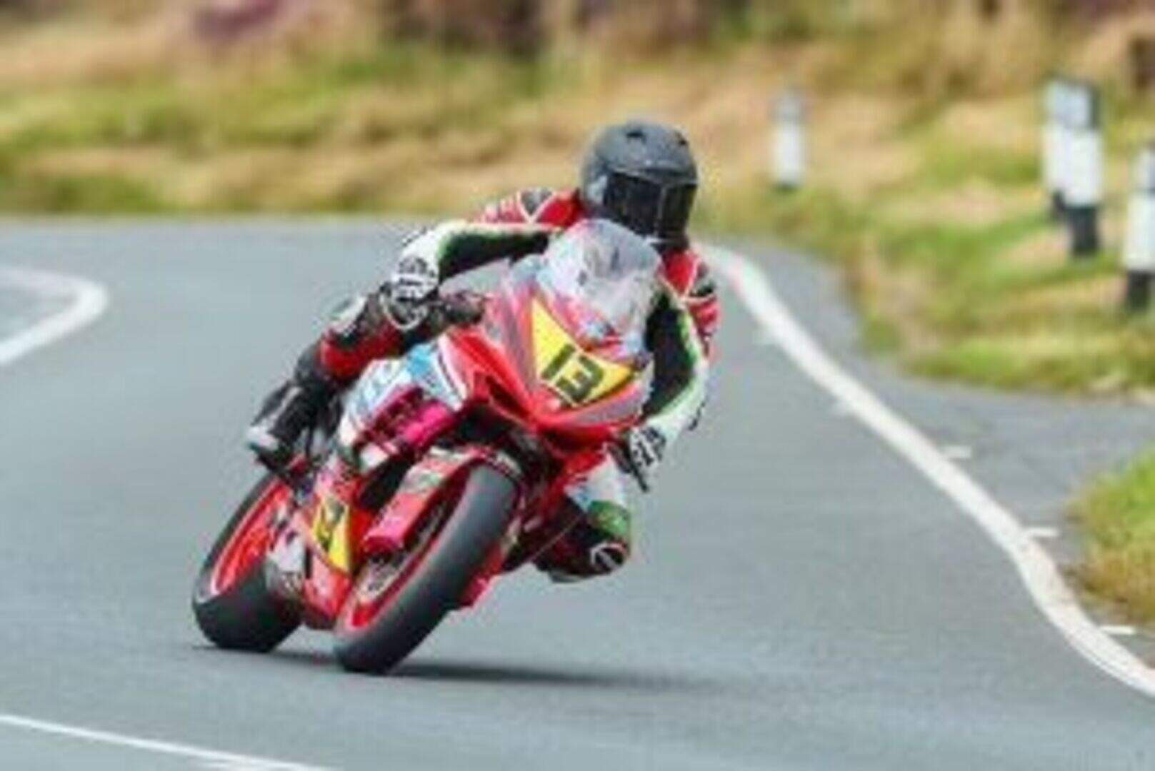 Manx Grand Prix: Irish rider Louis O’Regan's passing overshadows ...