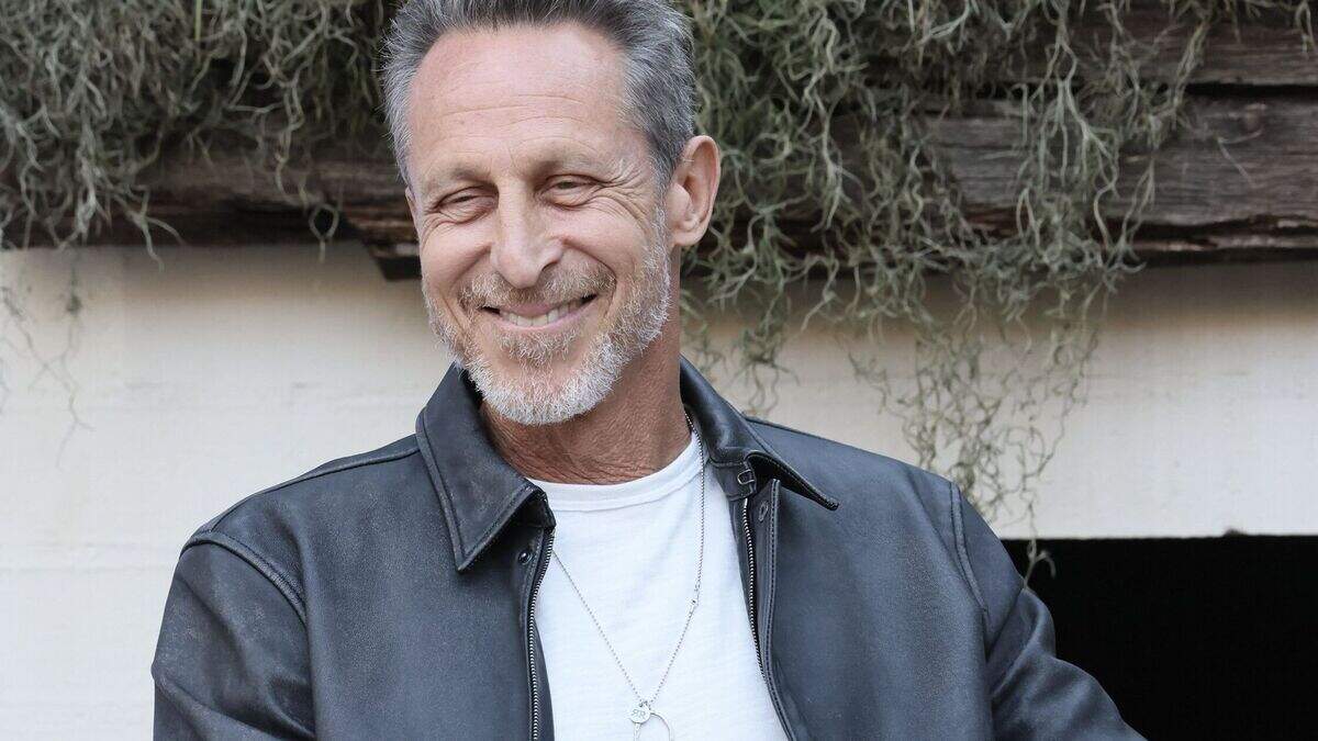 Mark Hyman: Meet the doctor who says he can make us live to 120 ...