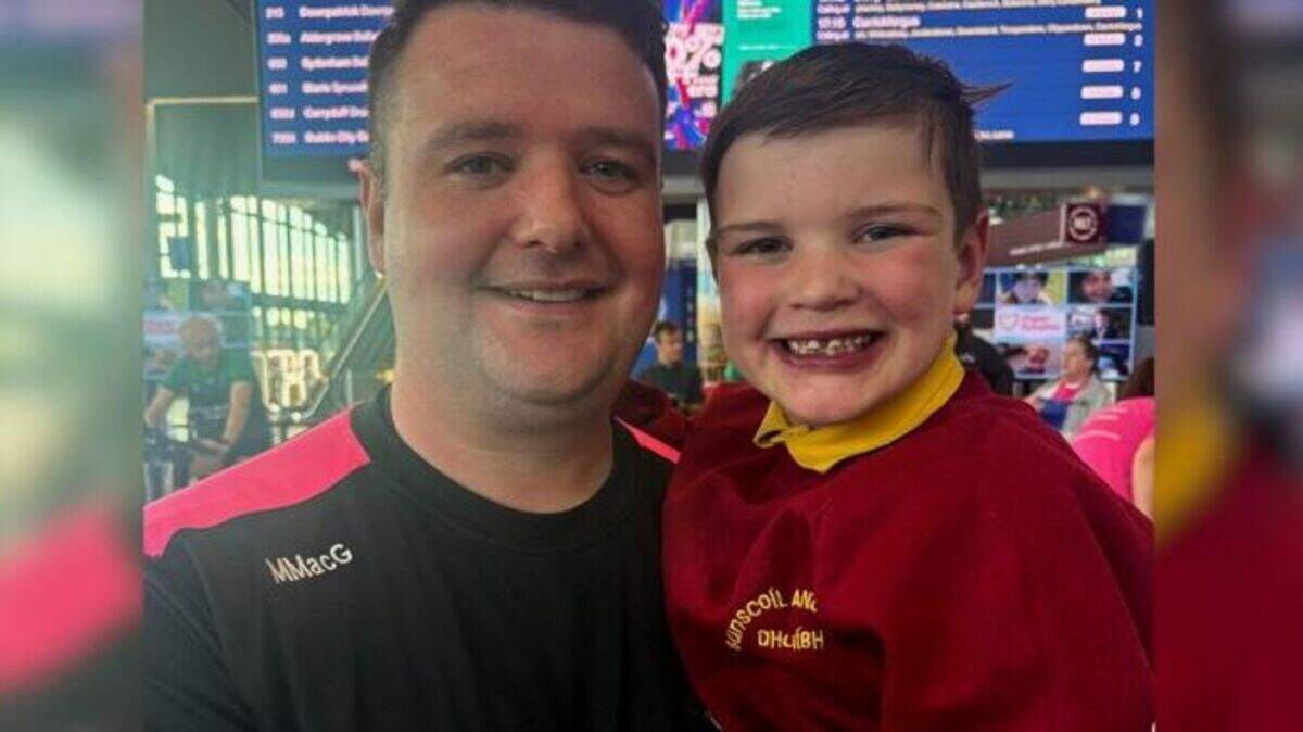 Dáithí Mac Gabhann cheers on virtual cycle from Belfast to Dublin for ...