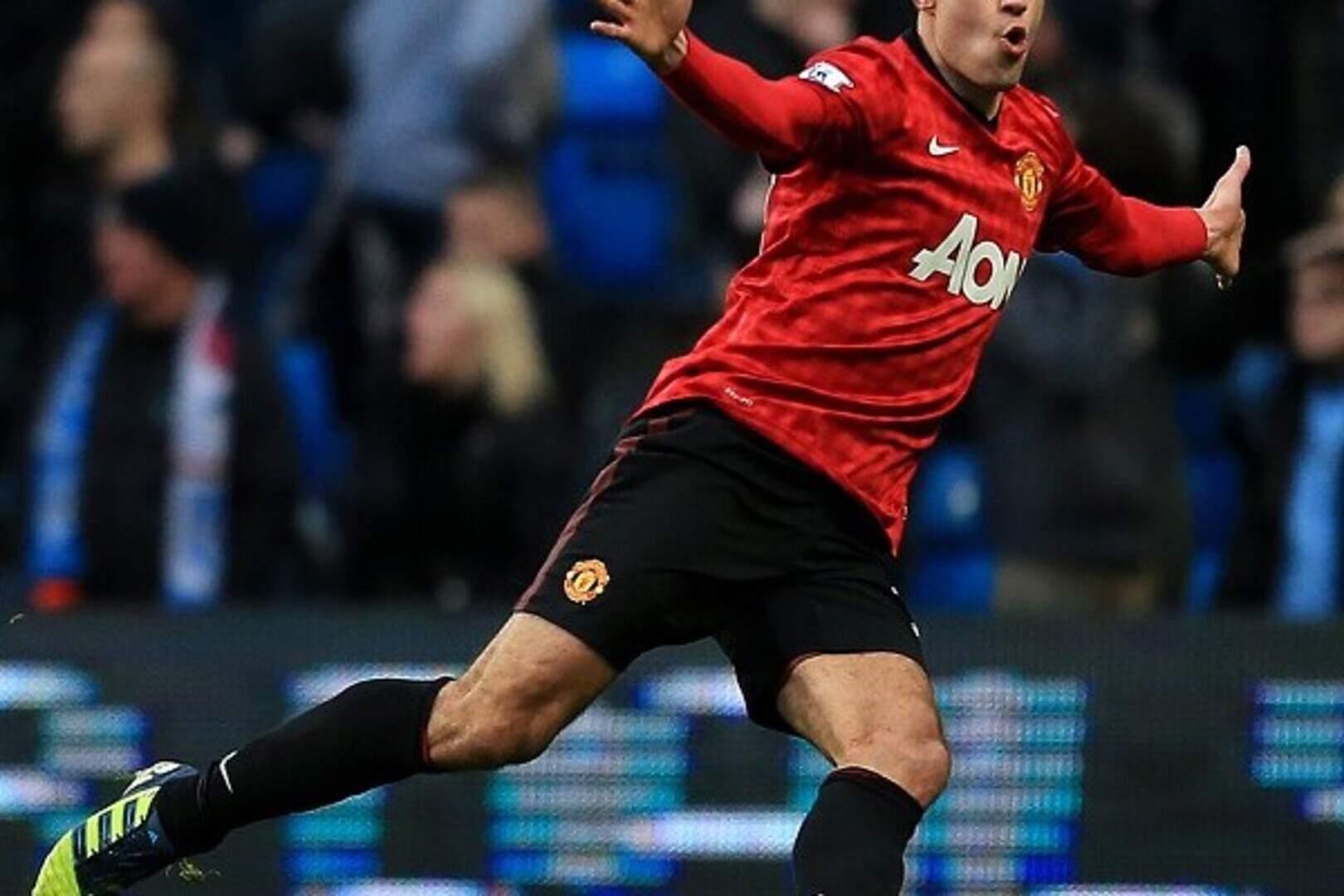 Van Persie inspired by younger duo | Belfast Telegraph