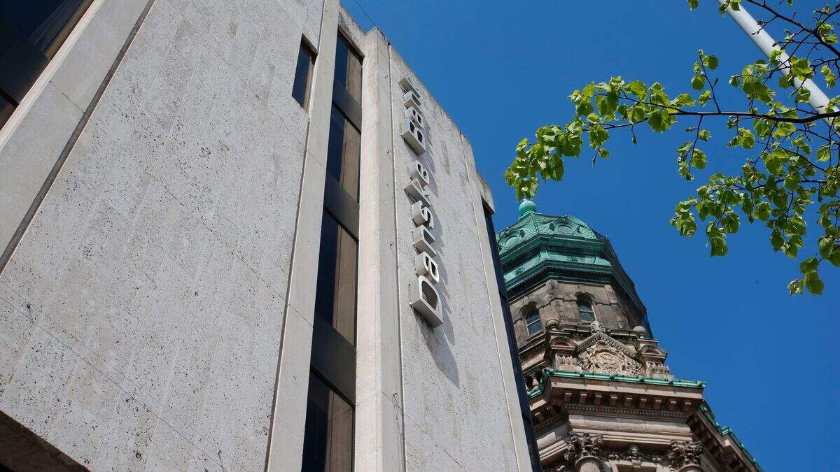Danske Bank tells employees to come into office three days a week ...
