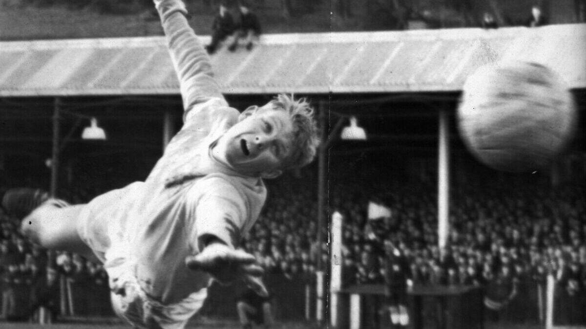 Iam McFaul tributes: Michael O'Neill and Tommy Wright pay their ...
