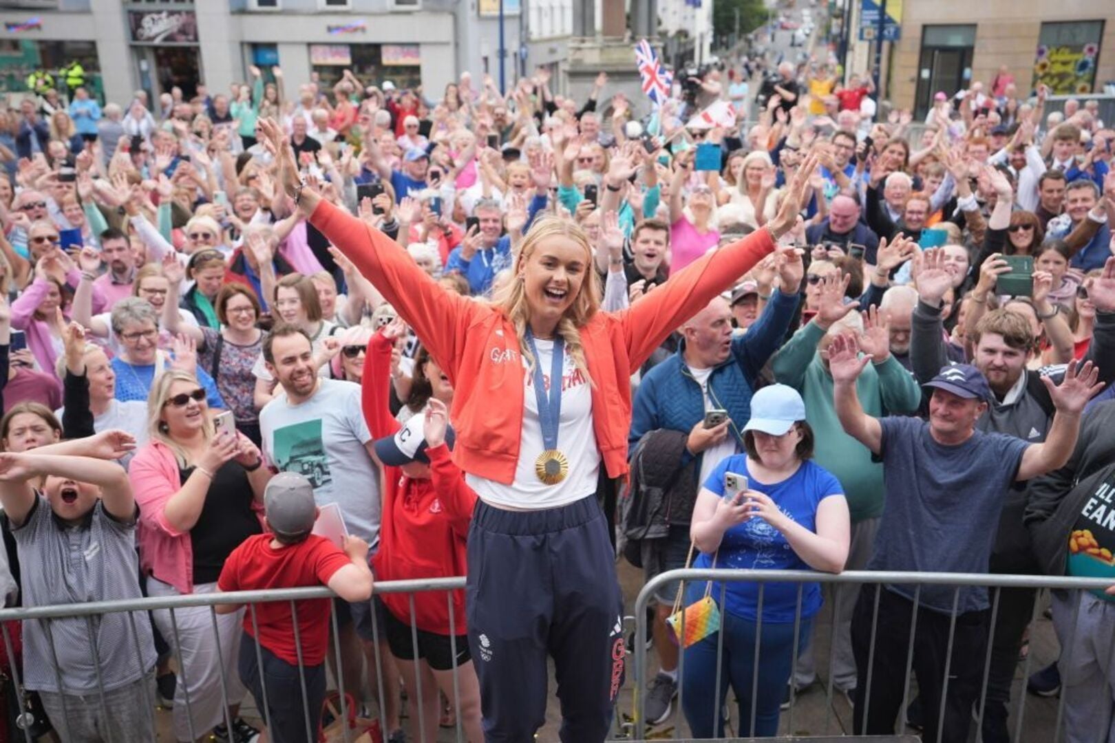Hannah Scott: Date set for Olympic gold medal winner to receive Freedom ...