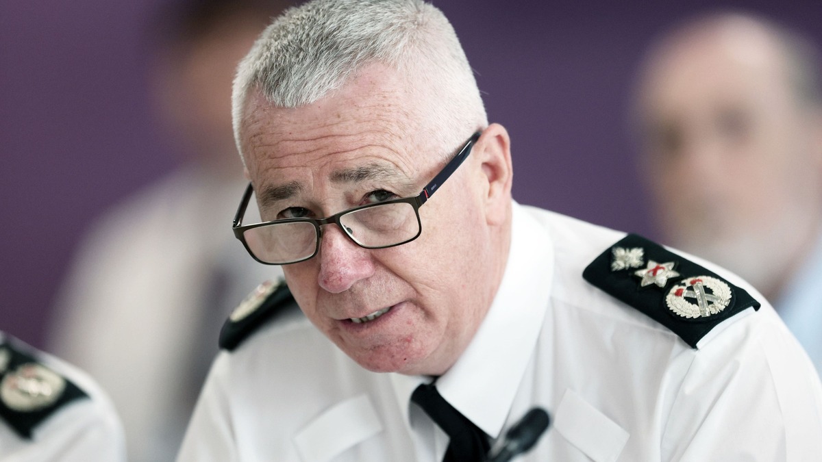 Lurgan bomb attempt ‘timely reminder’ of terror threat to police – Jon ...