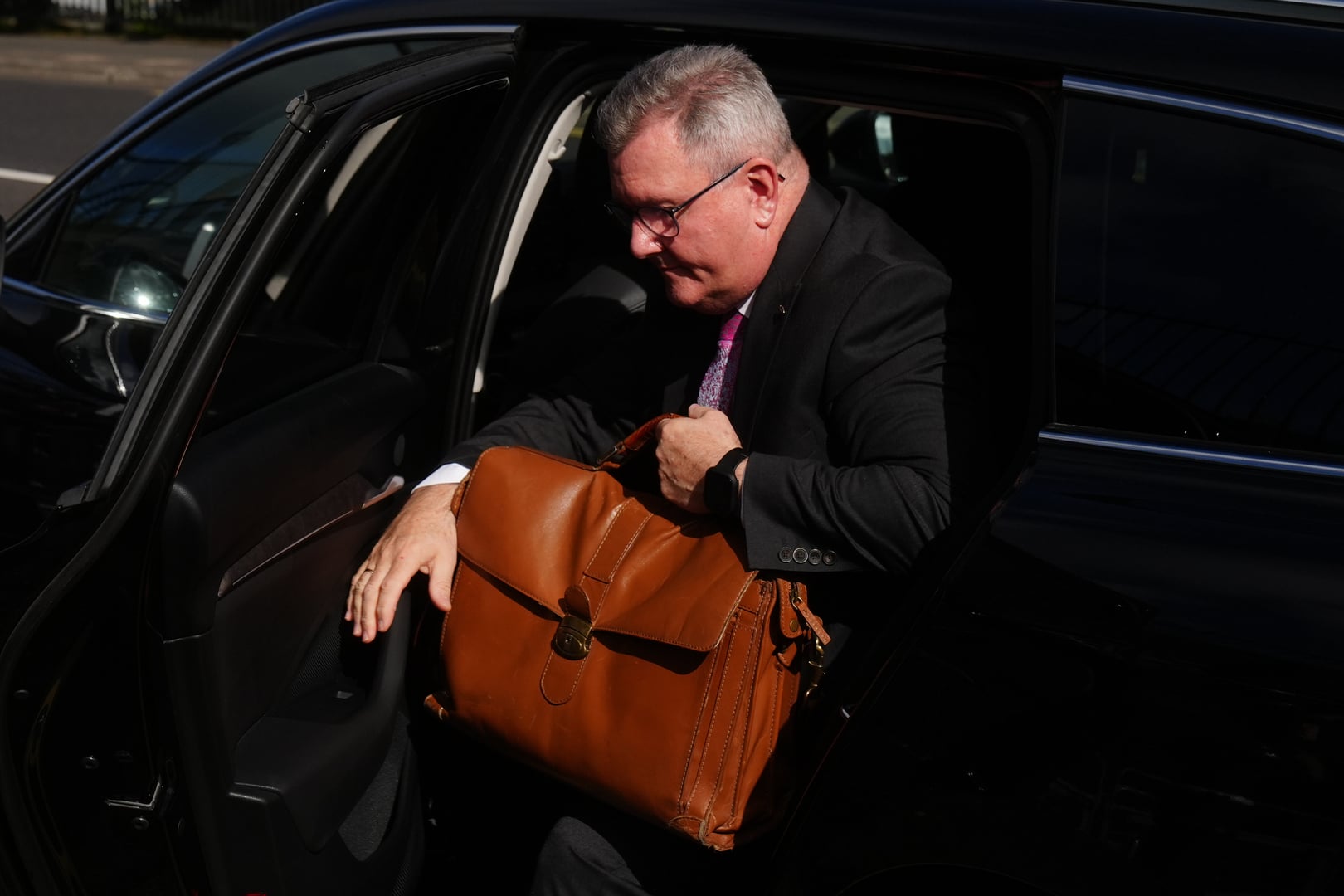 Jeffrey Donaldson’s continued pension allowance branded ‘reprehensible ...