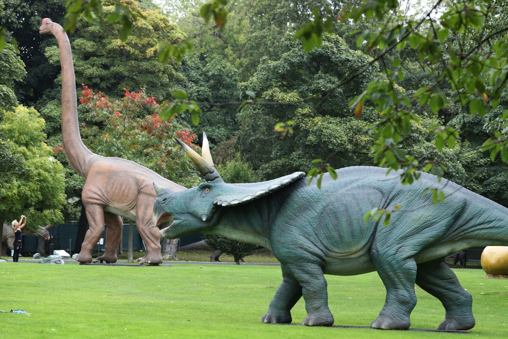 Meteorite that killed dinosaurs also created life-supporting ...