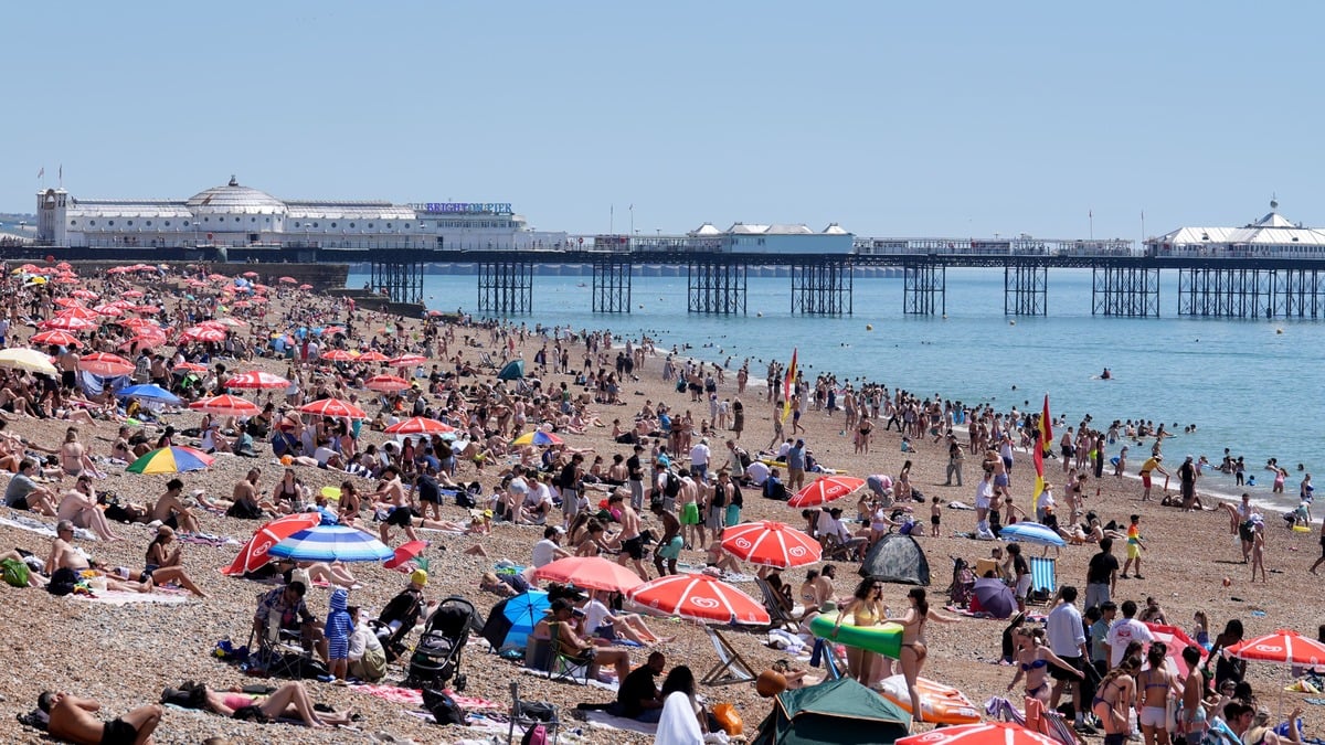 Amber health alerts issued as forecasters warn of ‘humid and muggy ...