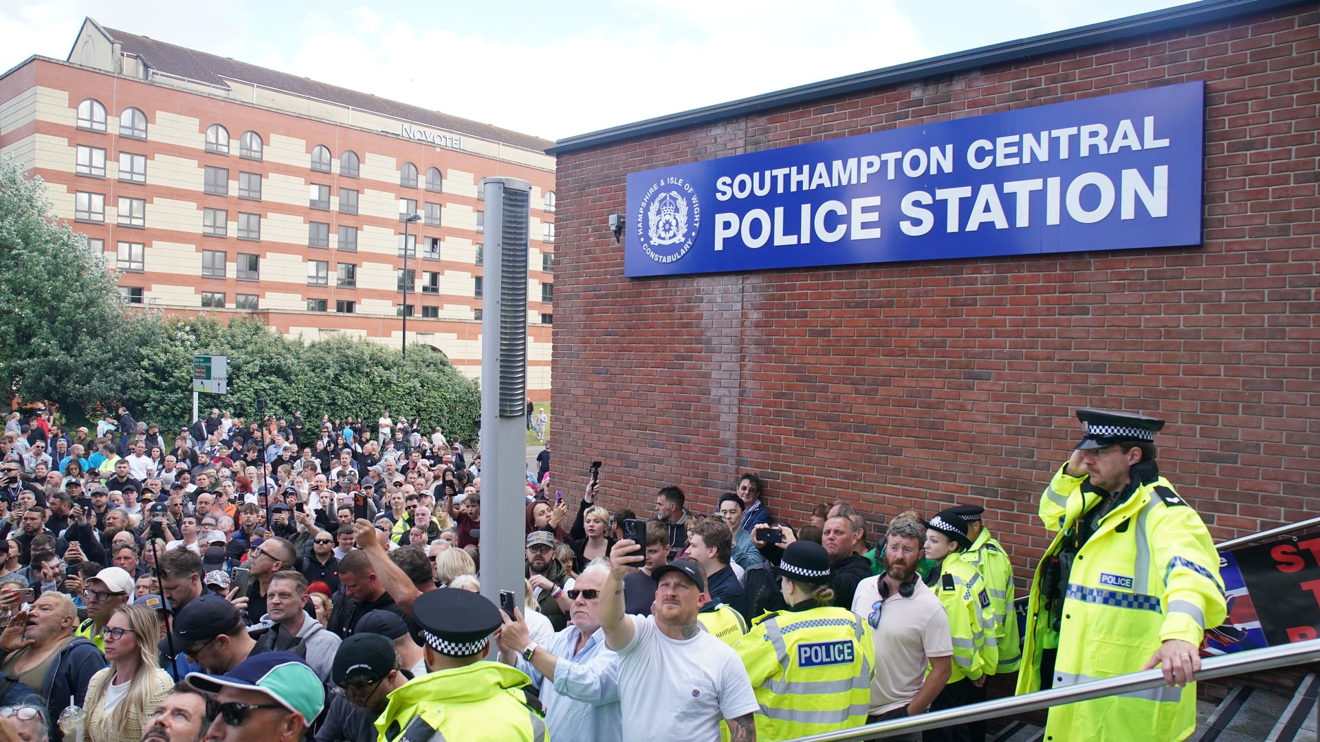 Protesters clash with police in Southampton over Henry Nowak murder ...
