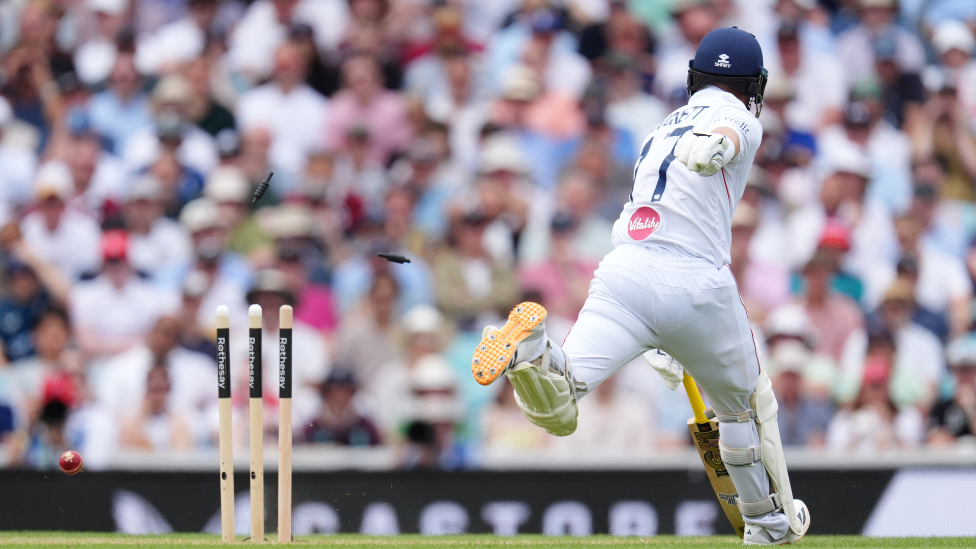 Ragged England left to rue mistakes as New Zealand gain upper hand at ...