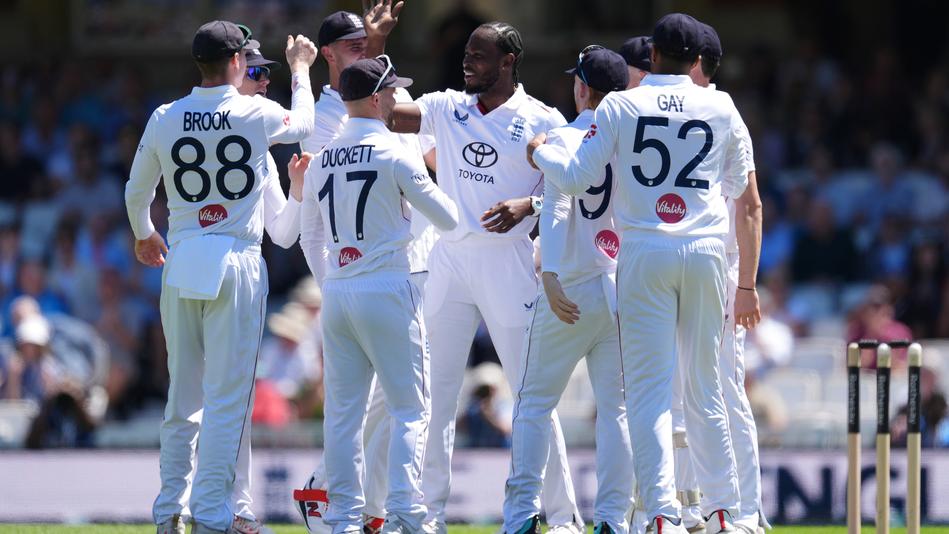 New-look England make steady start against New Zealand under Joe Root’s ...
