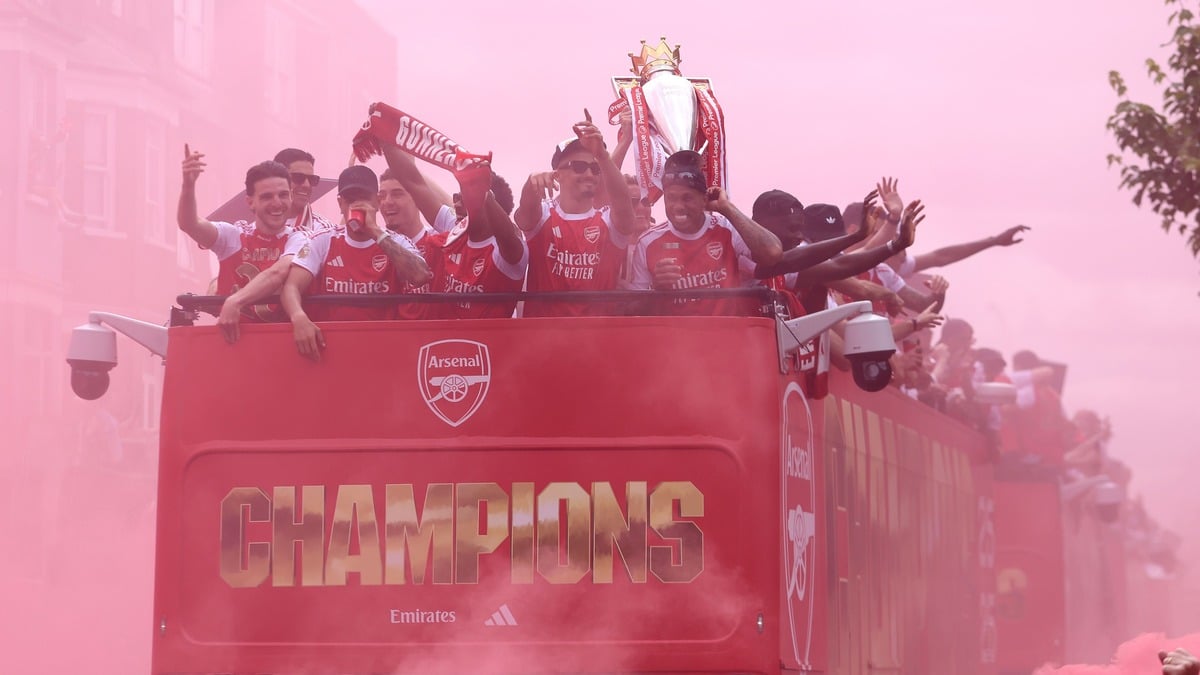 Declan Rice vows Arsenal will be ‘coming back for more’ during bus ...